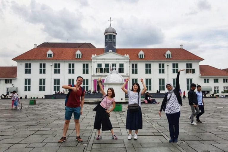 Jakarta Tours & Vacation Packages | Top 10 Jakarta Day Tours